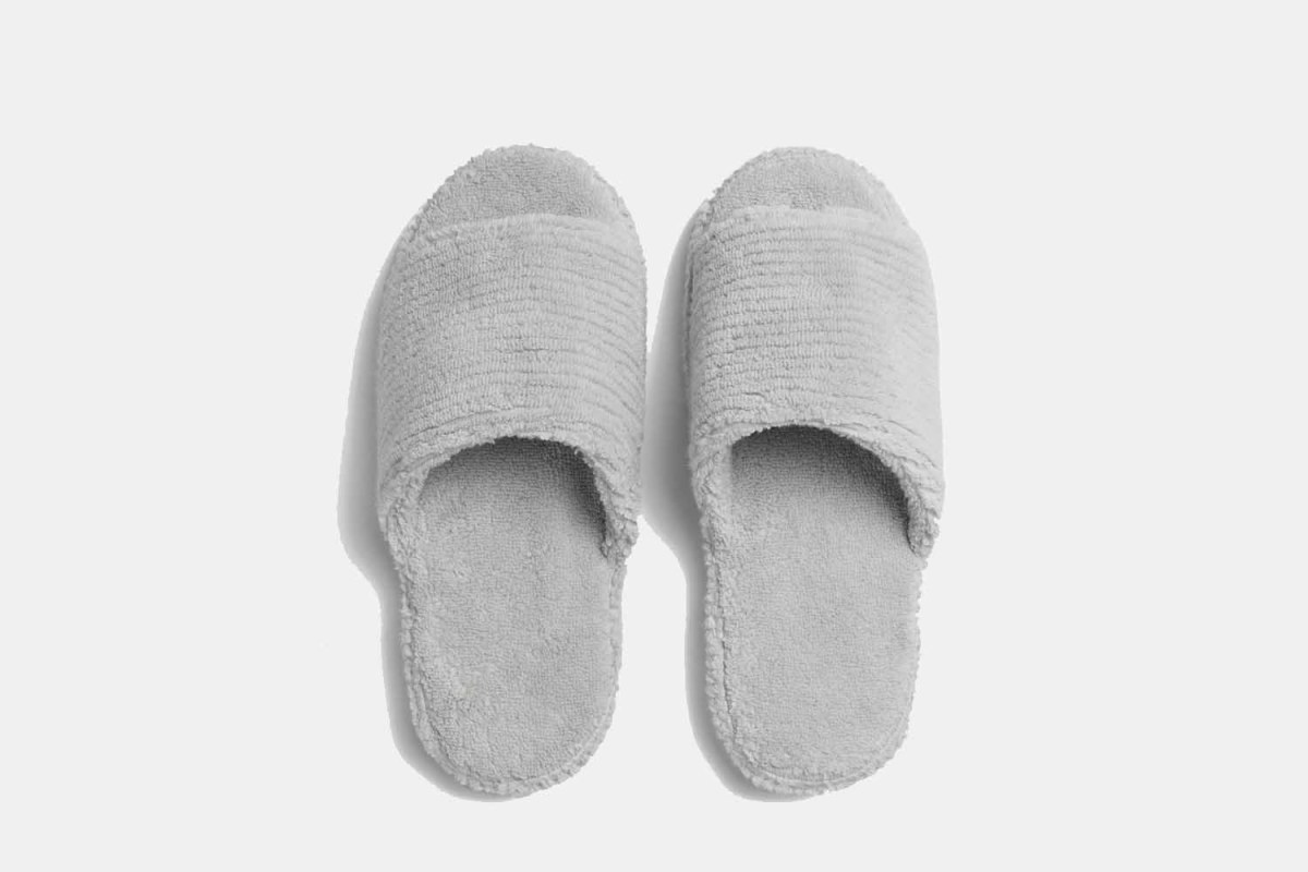 Deal: Your Feet Need These Ultra-Cozy, Discounted Slippers - InsideHook