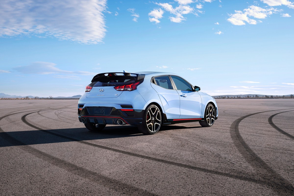 Review: 2022 Hyundai Veloster N, Class-Leading Hot Hatch - InsideHook