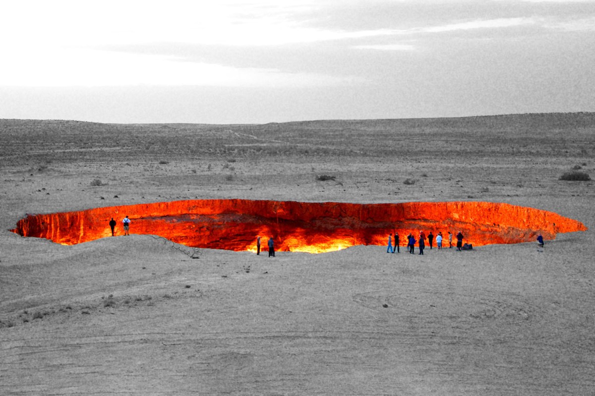 How to Visit Turkmenistan's Gates of Hell Before They Close Forever ...