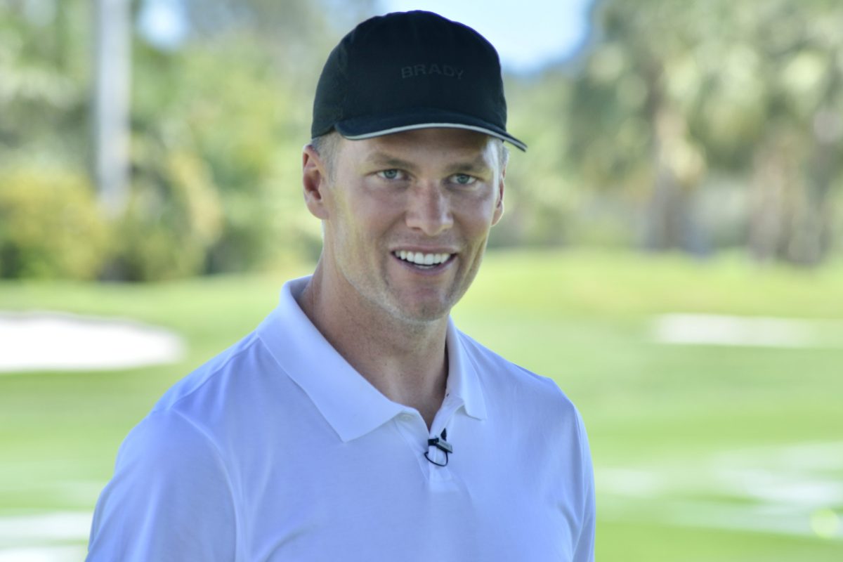 Tom Brady Signs as Fox Sports Analyst, NFL Retirement Tour Now Underway ...