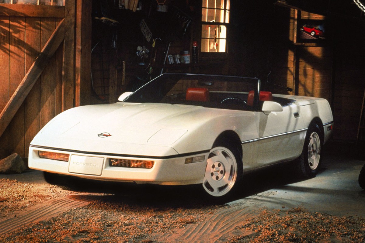 White Corvette C4