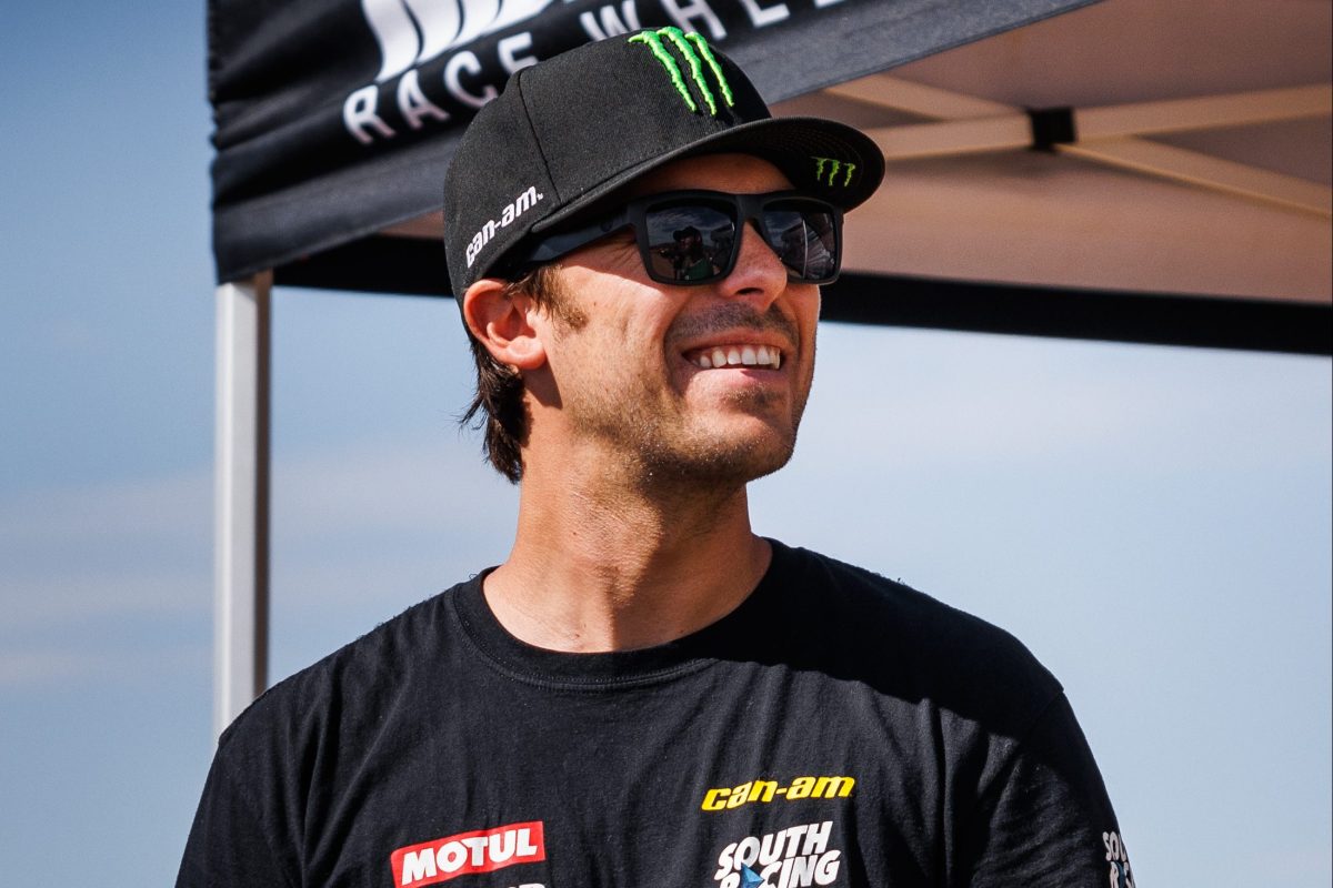 Dakar Champ AJ Jones Is a Racecar Driver, Not a Social Media Influencer ...