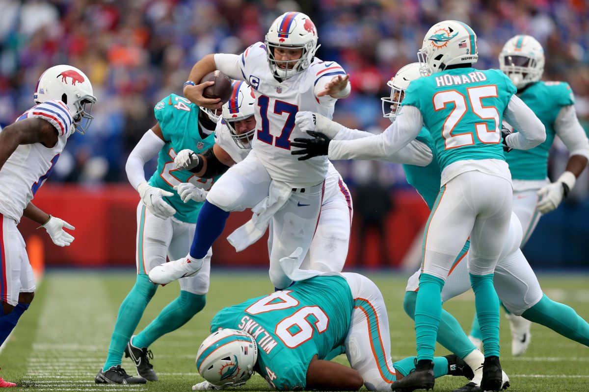 Week 3 NFL Picks for Bills-Dolphins, Ravens-Patriots and Packers-Bucs ...