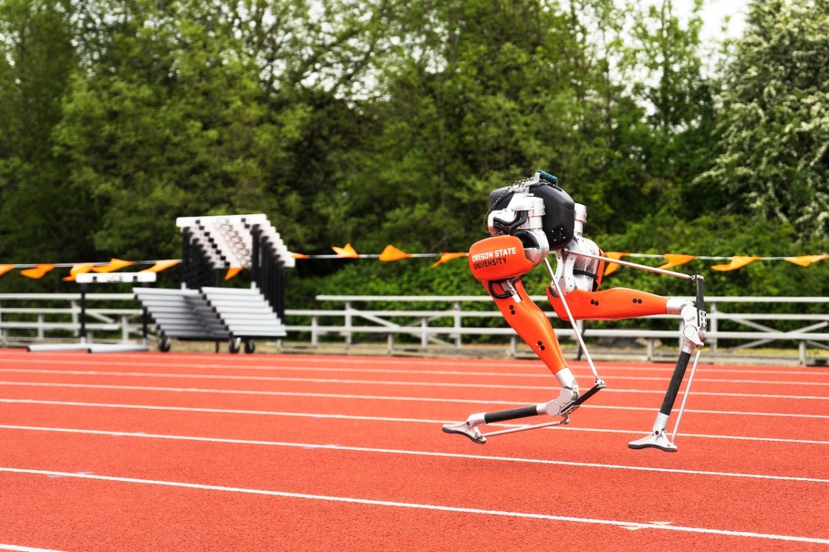 Robots Are Setting 100 Meter Dash Records Now - InsideHook