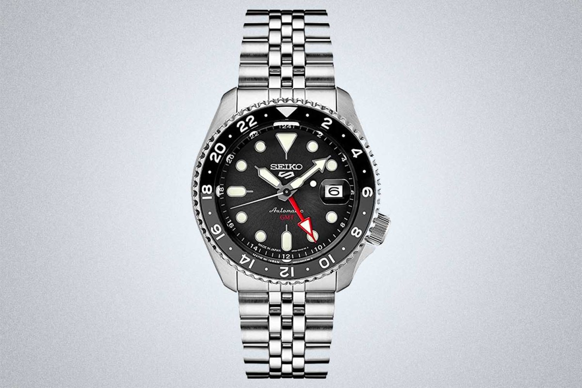 10 Best Travel Watches List, Curated For Every Budget - InsideHook