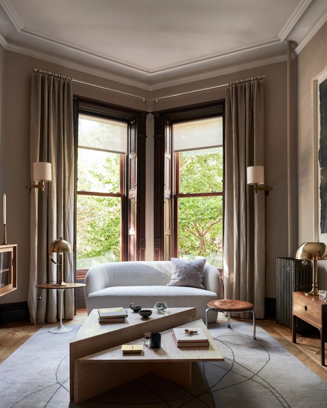 Chris Mitchell, Pilar Guzmán Offer Design Tips in "Patina Modern ...