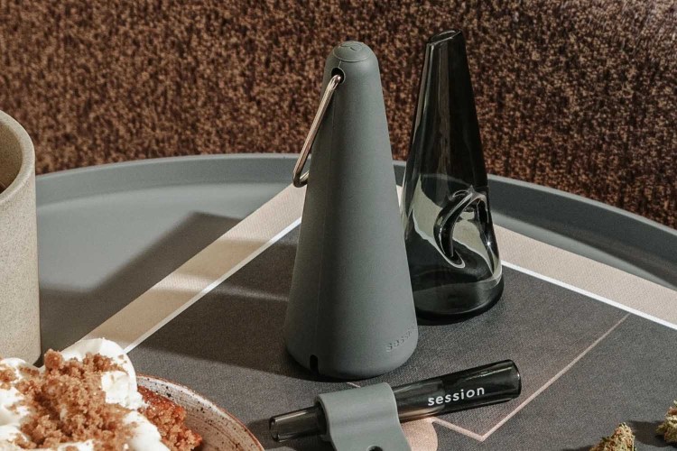 Review: I've Fallen in Love With This Session Pipe - InsideHook