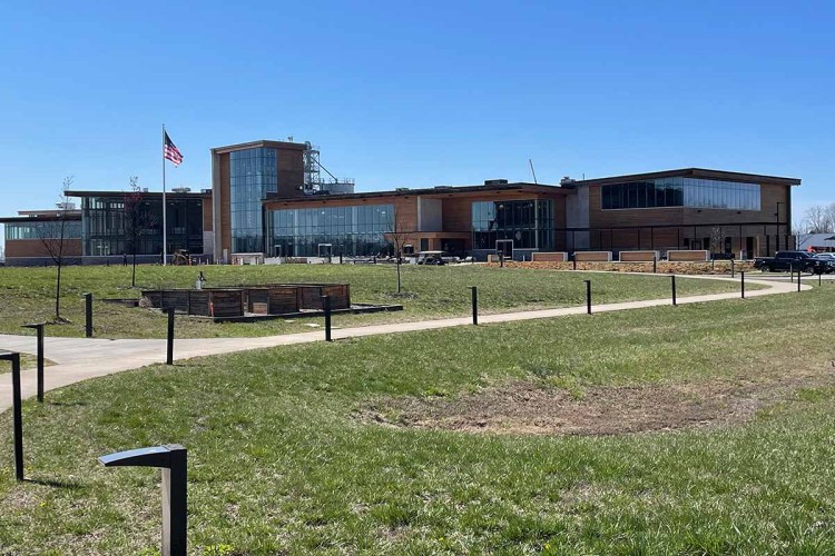 6 Top Bardstown Distilleries To Visit On The Kentucky Bourbon Trail ...