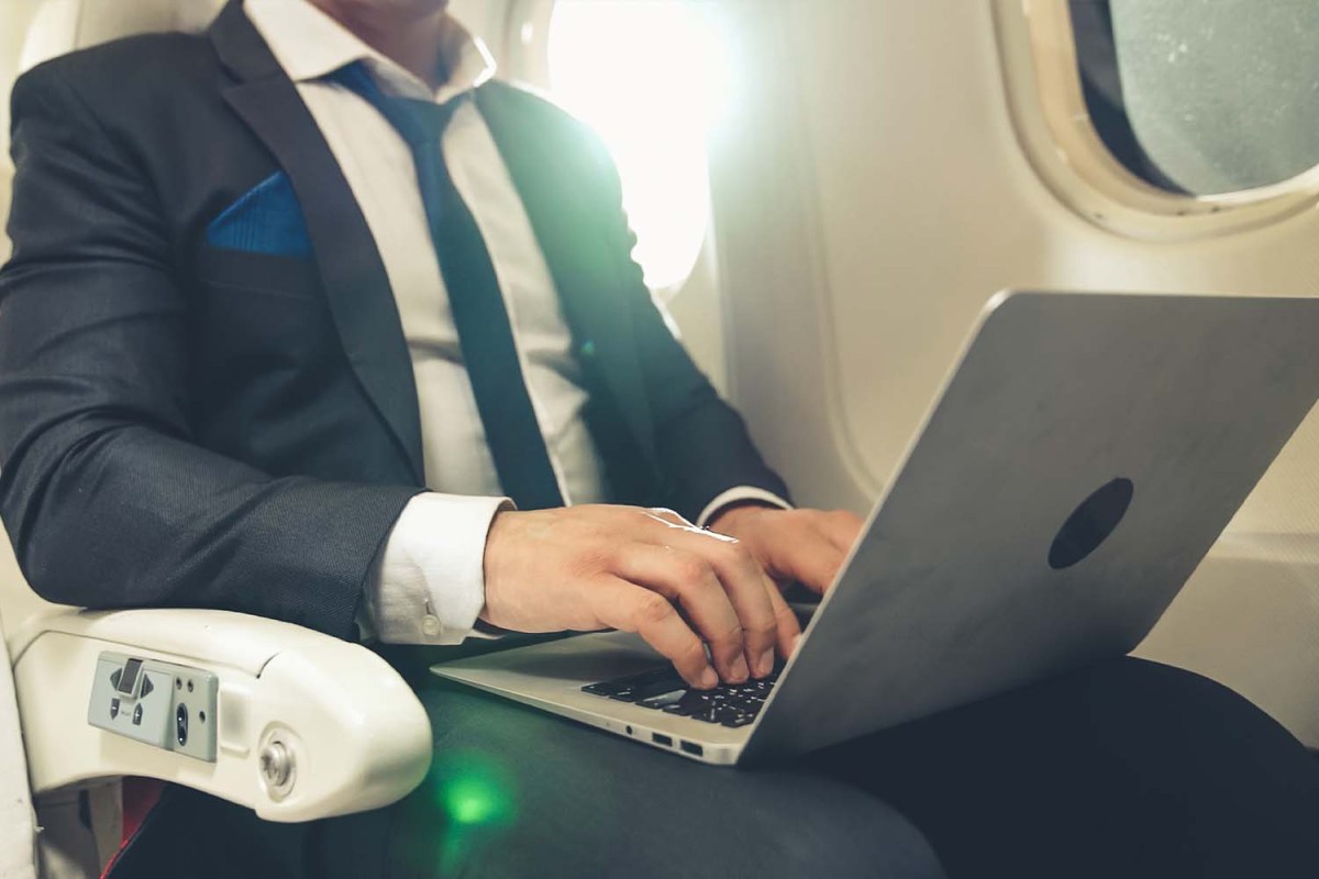 A Flying Dress Code Would Not Make for More Polite Passengers - InsideHook