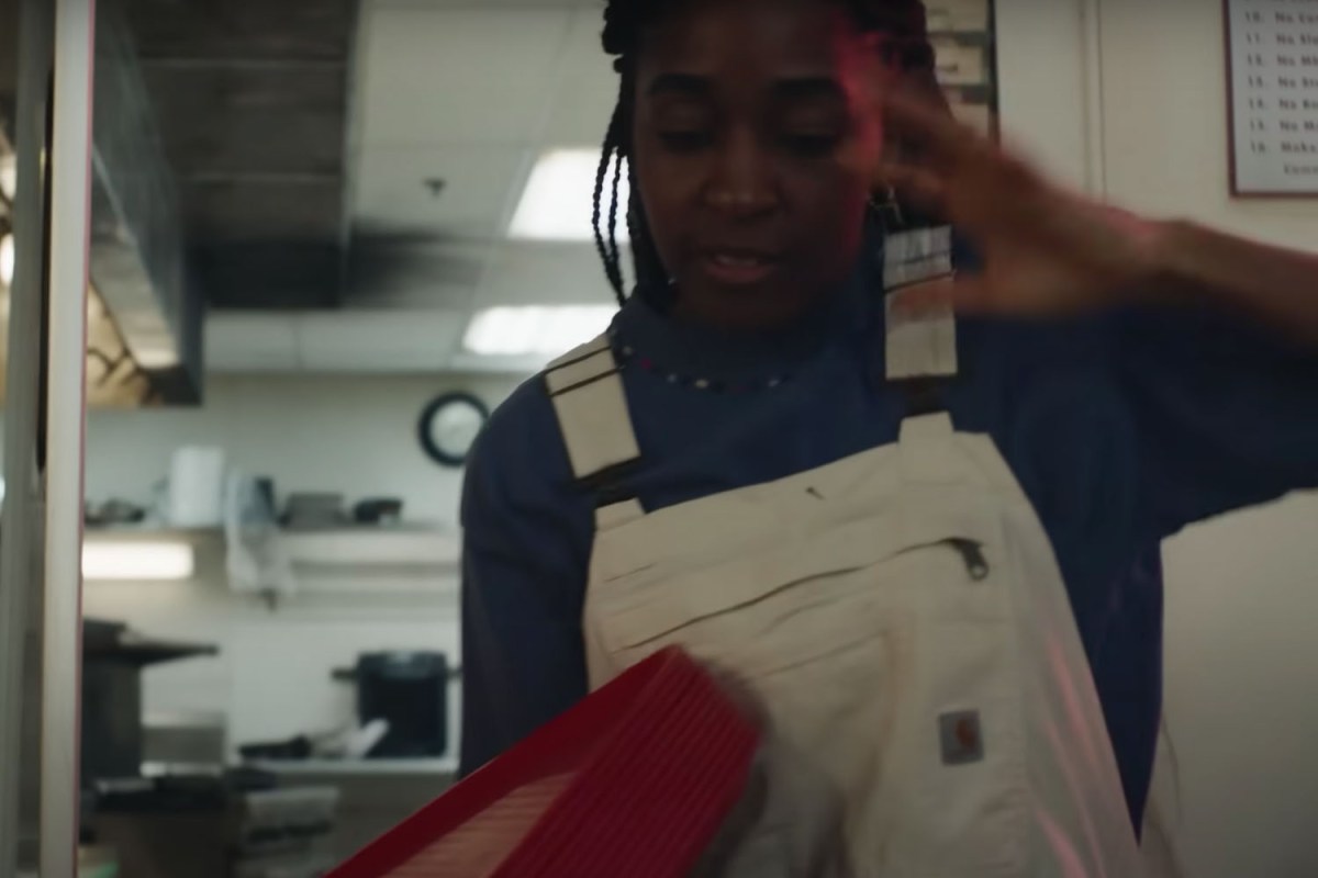 Welcoming Back "The Bear," a Show About Bootleg Tees - InsideHook