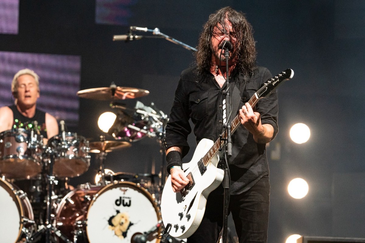 Watch Hayley Williams Team With Foo Fighters for "My Hero" - InsideHook