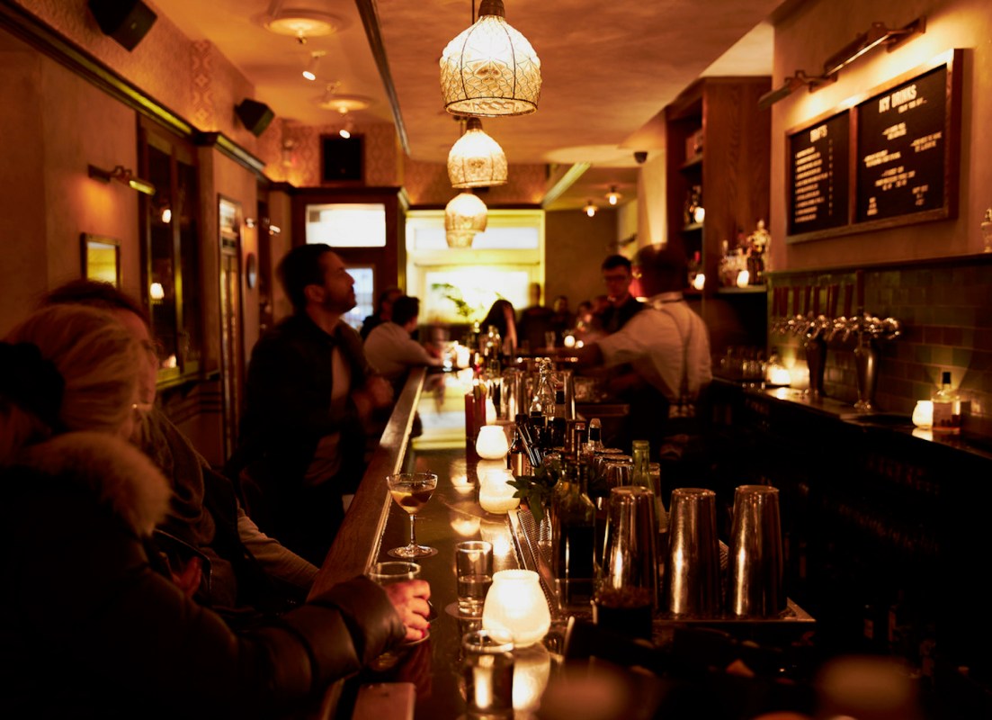 11 Best Bars in Chicago, According to Bartenders - InsideHook