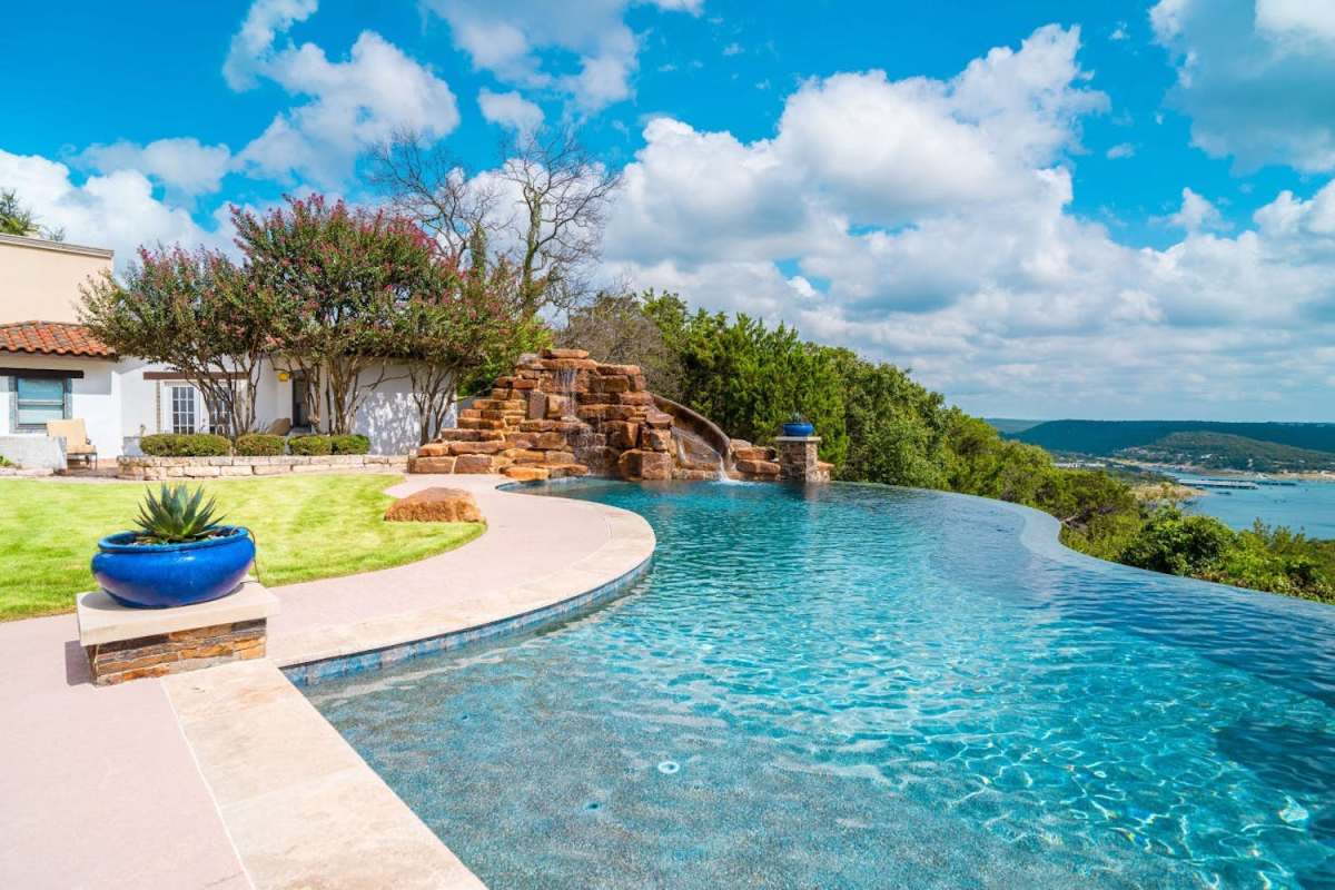 Where to Rent a Pool in Texas - InsideHook