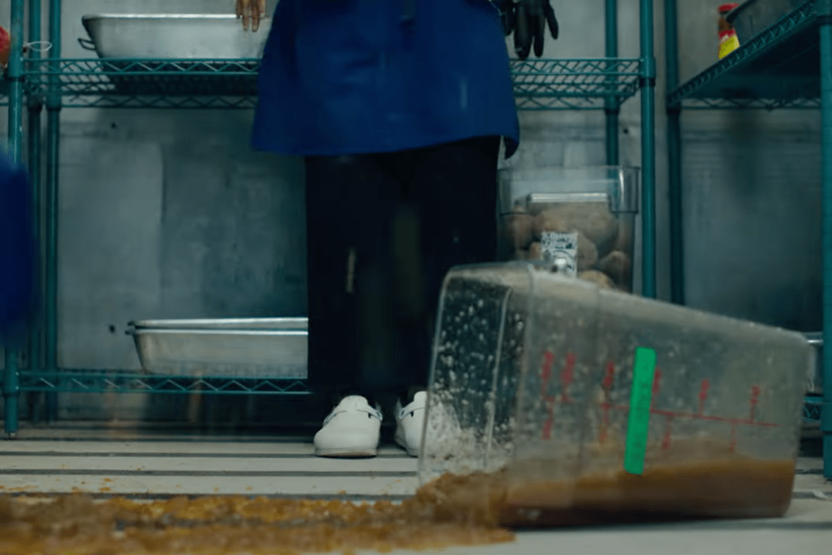 What Shoes Are the Chefs of "The Bear" Wearing? We Found Out. - InsideHook