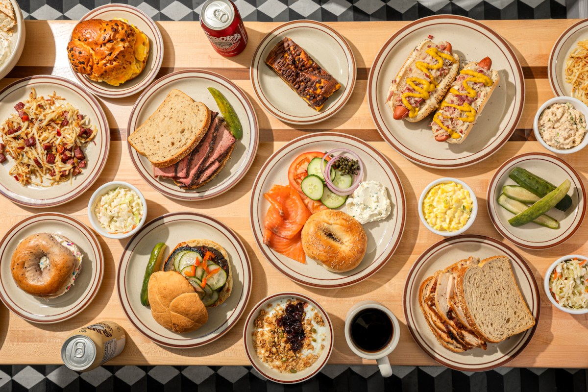 Try Caprese Milk Punch, Deli Fare at Chicago's New Restaurants - InsideHook