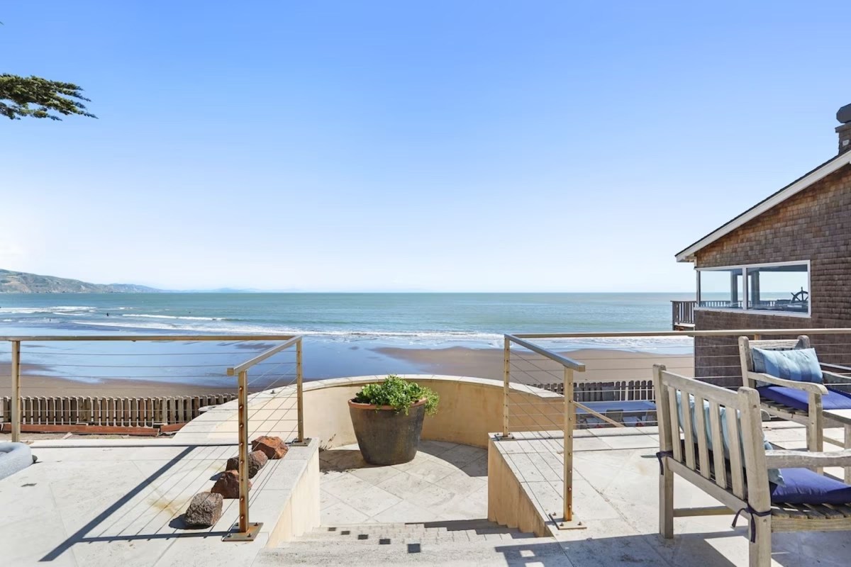 14 Extraordinary Beachfront Rentals in Northern California - InsideHook