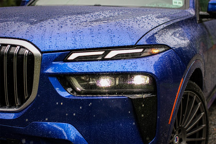 Review: 2023 BMW Alpina XB7 Adds Exclusivity to All-in-One SUV - InsideHook