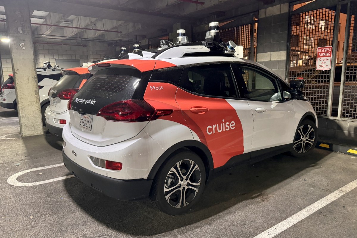Robotaxi Company Cruise Is Pausing All "Driverless Operations" - InsideHook