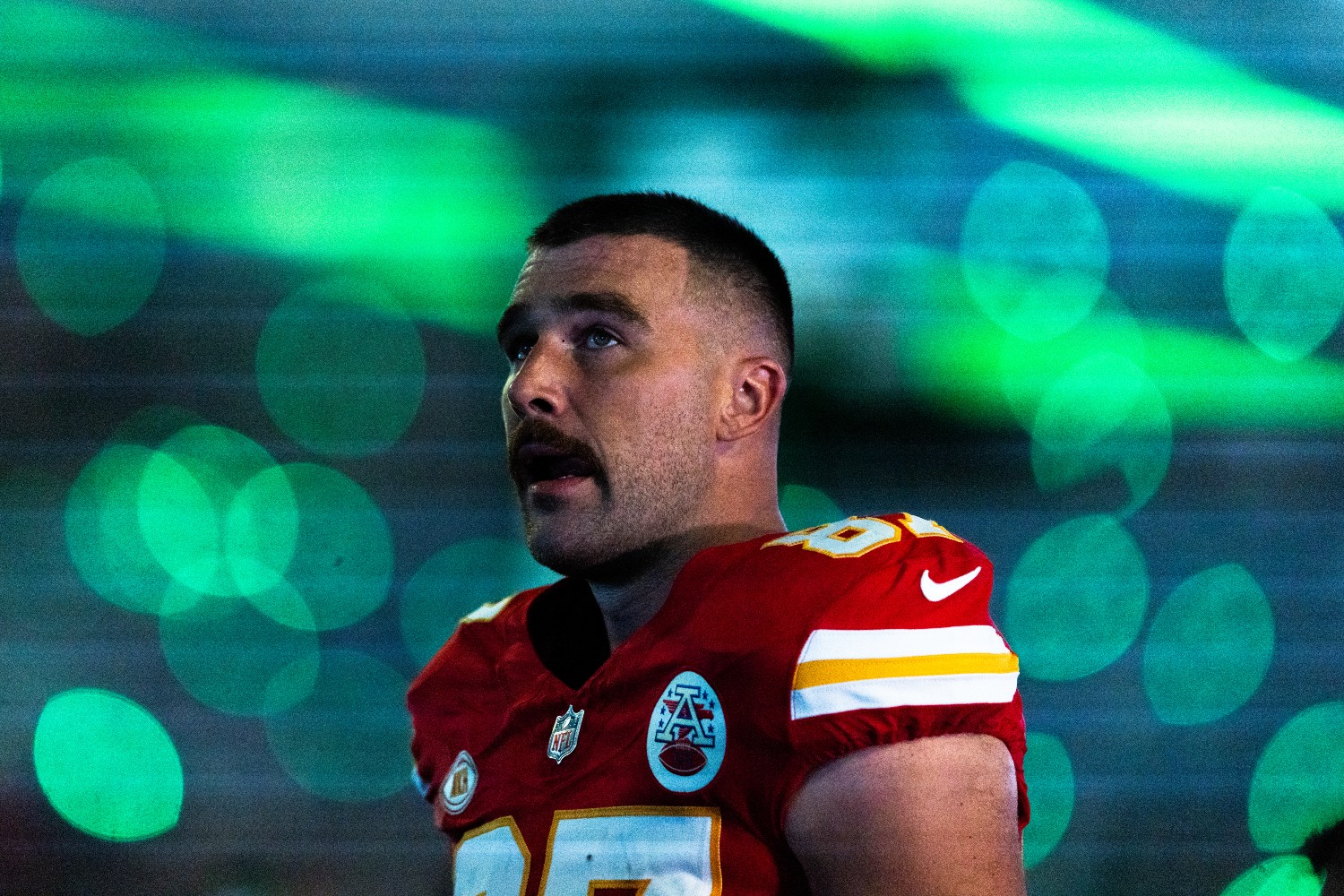 Travis Kelce Is "Fully Comfortable" With Aaron Rodgers's Nickname ...
