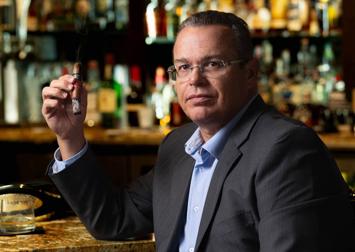 Camaraderie Is at the Heart of Cigar Smoking - InsideHook