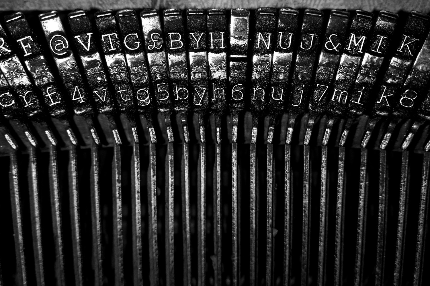 A Stunning Collection of Vintage Typewriters Is Heading to Auction ...