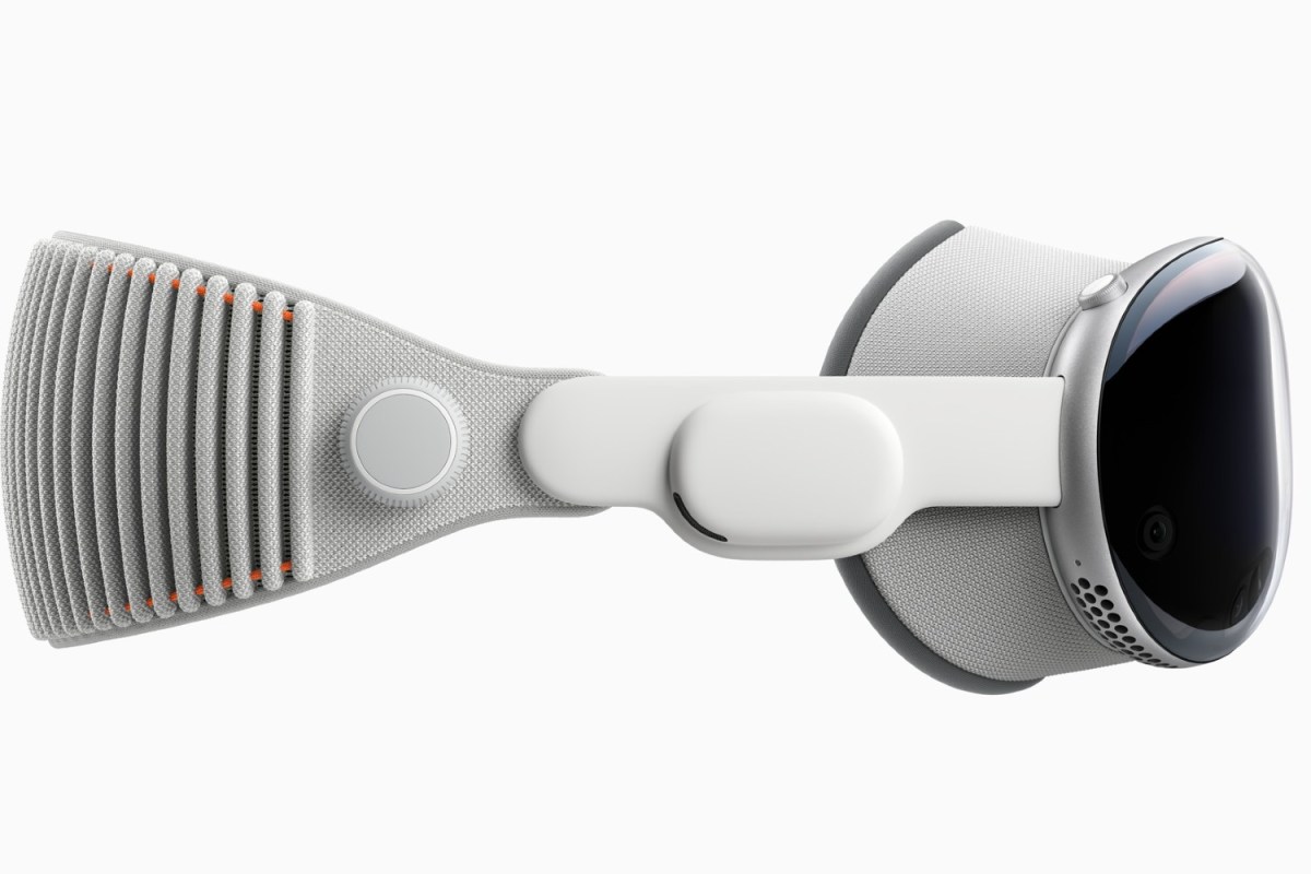 Enhanced Games Could Feature the Apple Vision Pro - InsideHook