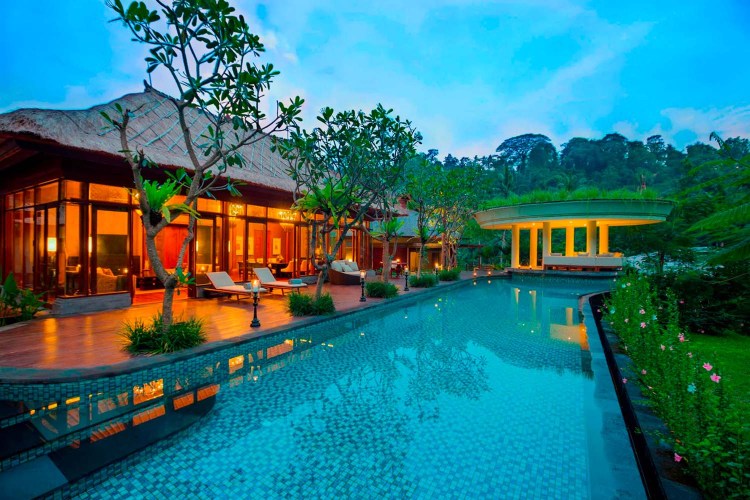 Inside the Exclusive World of Ritz-Carlton Reserves - InsideHook