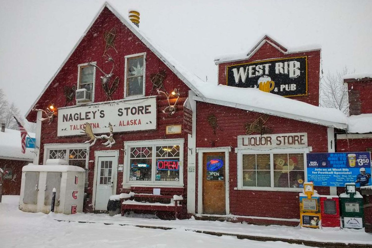 The Ultimate Bucket List of Historic General Stores - InsideHook