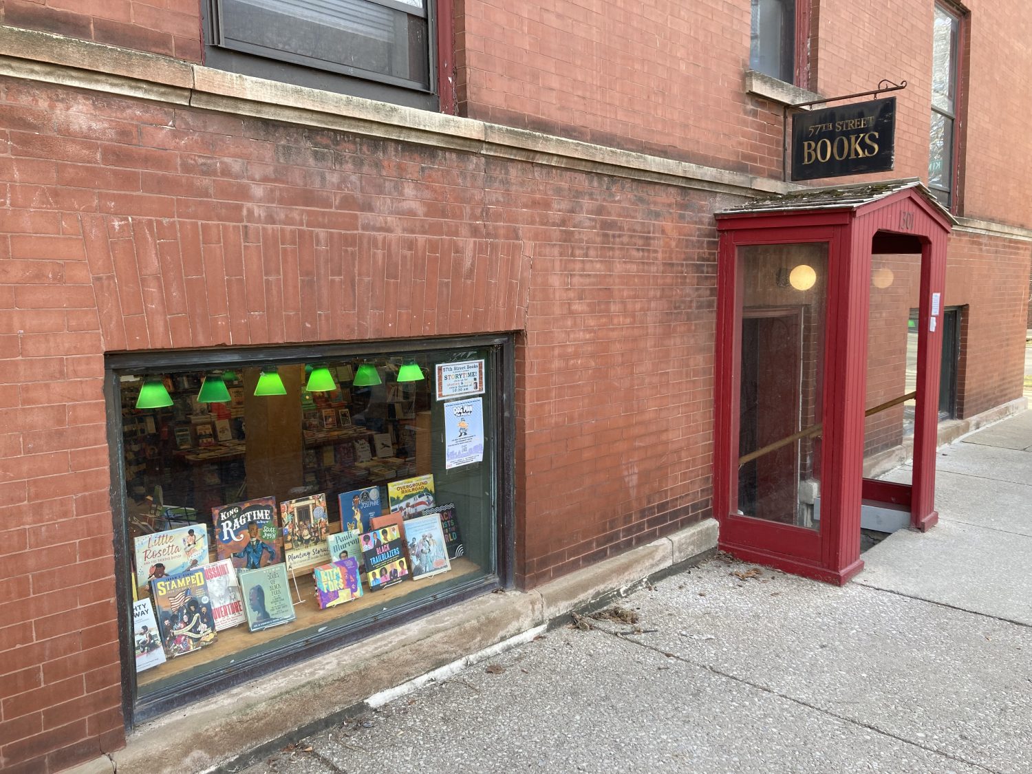 10 of Our Favorite Independent Bookstores in Chicago - InsideHook