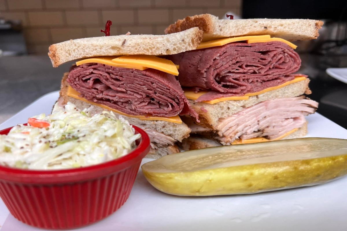 The 8 Best Jewish Delis in Chicago - InsideHook