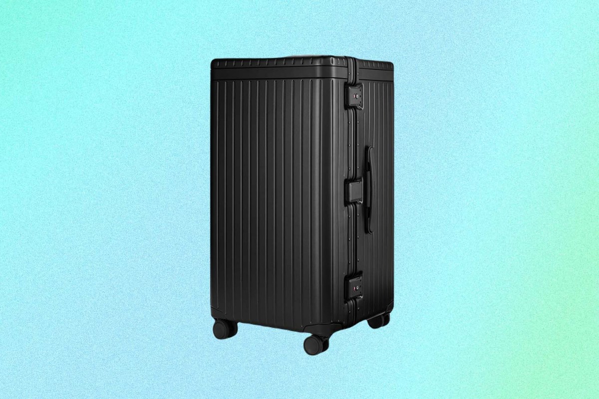 Review: The 5 Things I Love About the Carl Friedrik Trunk - InsideHook