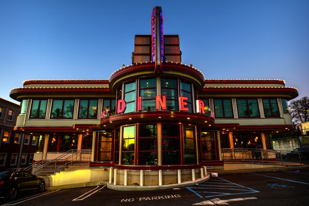 It's Getting Harder and Harder to Find an All-Night Restaurant - InsideHook