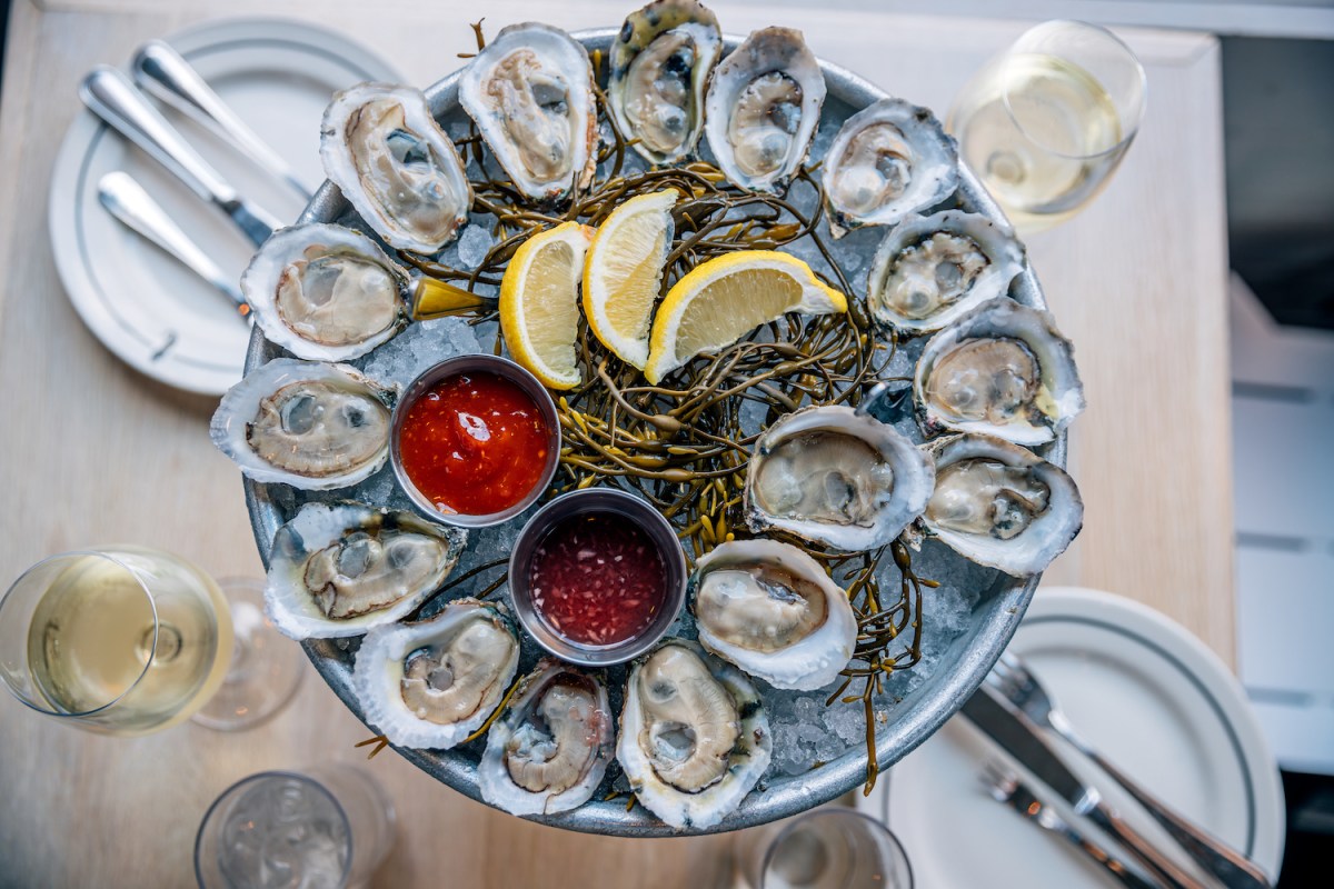 The Best NYC Oyster Happy Hours - InsideHook