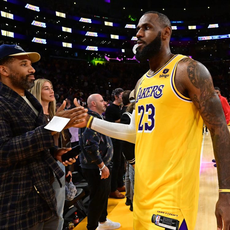 Inside Facebook, Denial, Tension and Finger-Pointing as Sense of Crisis ...