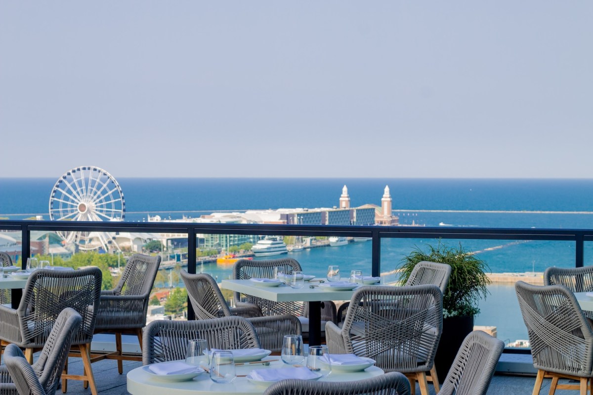 17 Great Rooftop Restaurants in Chicago - InsideHook