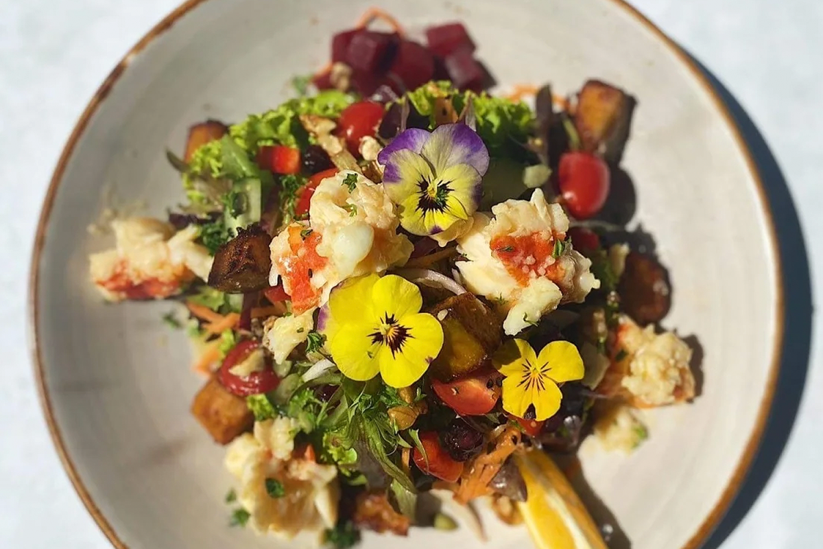 The Top Foods to Eat in Queenstown and Where to Find Them - InsideHook