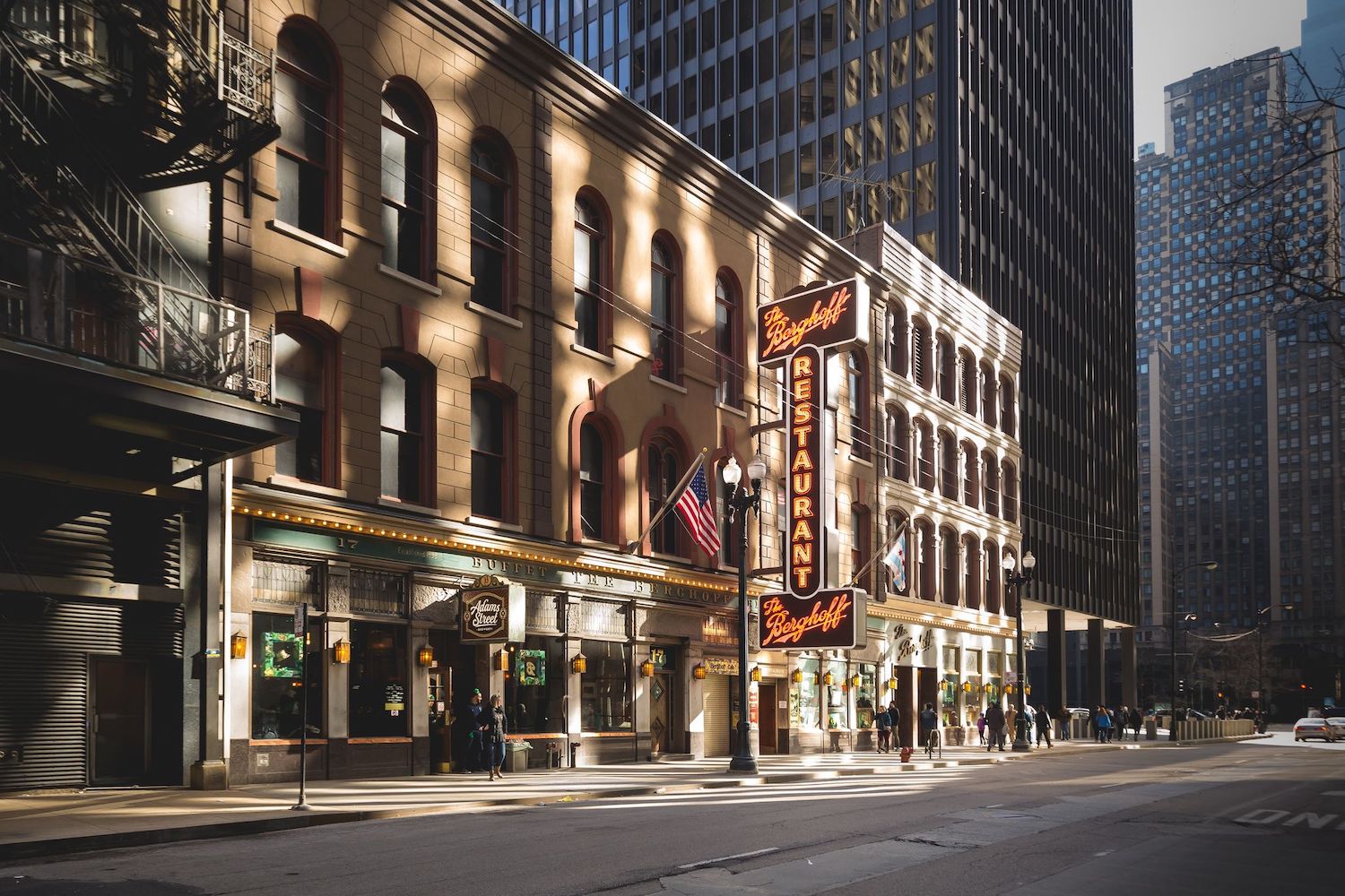 10 Iconic Chicago Restaurants - InsideHook