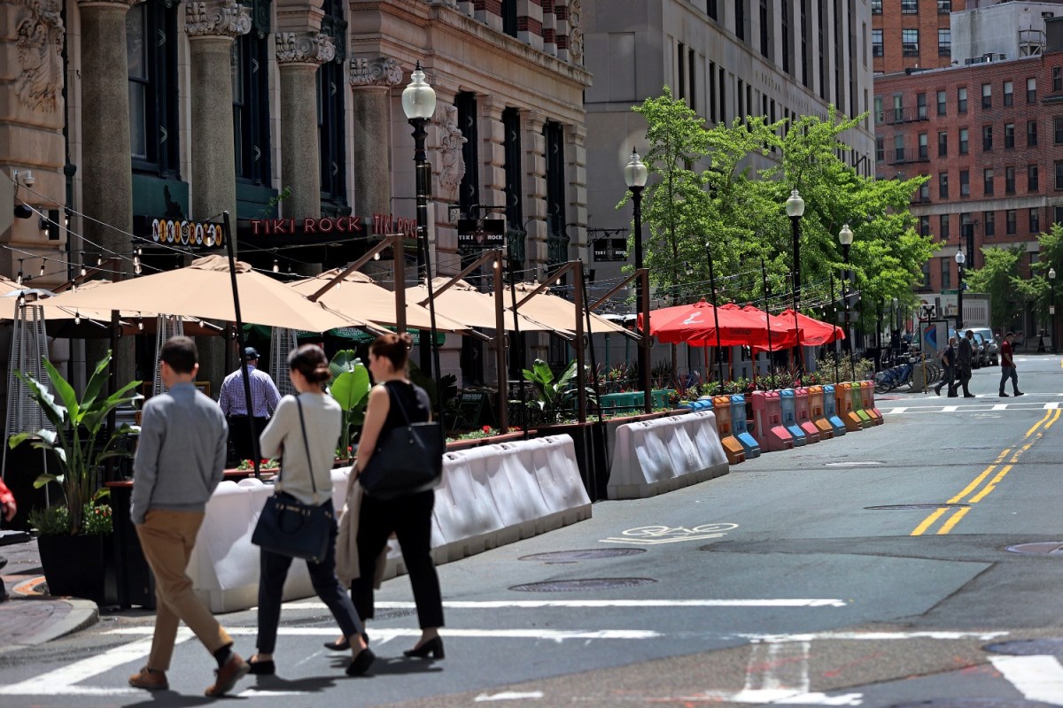 The Pandemic Changed Outdoor Dining. It's Still Evolving. - InsideHook