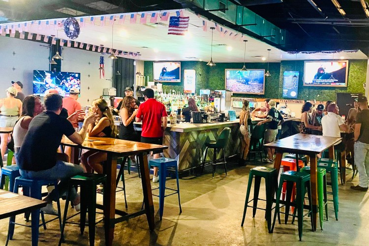 The 11 Best Sports Bars in Austin - InsideHook