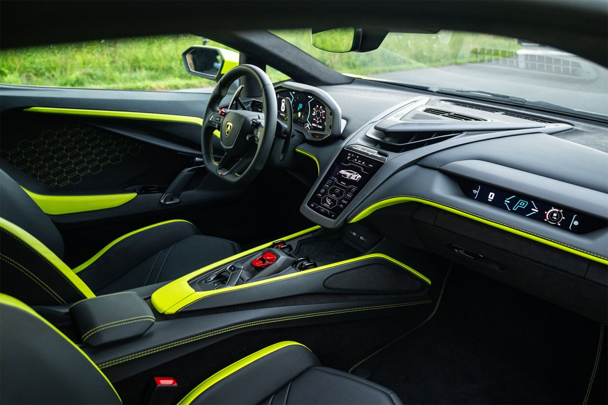 Review: Lamborghini Joins the 1,000-HP Club With the Revuelto - InsideHook
