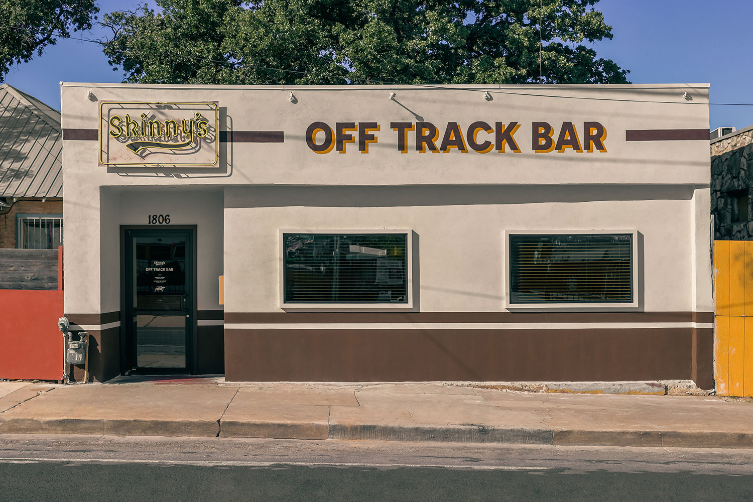 The 11 Best Sports Bars in Austin - InsideHook
