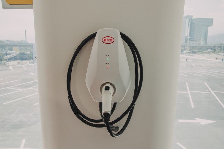 Mexico Has Ambitious Plans For Domestic EV Production - InsideHook