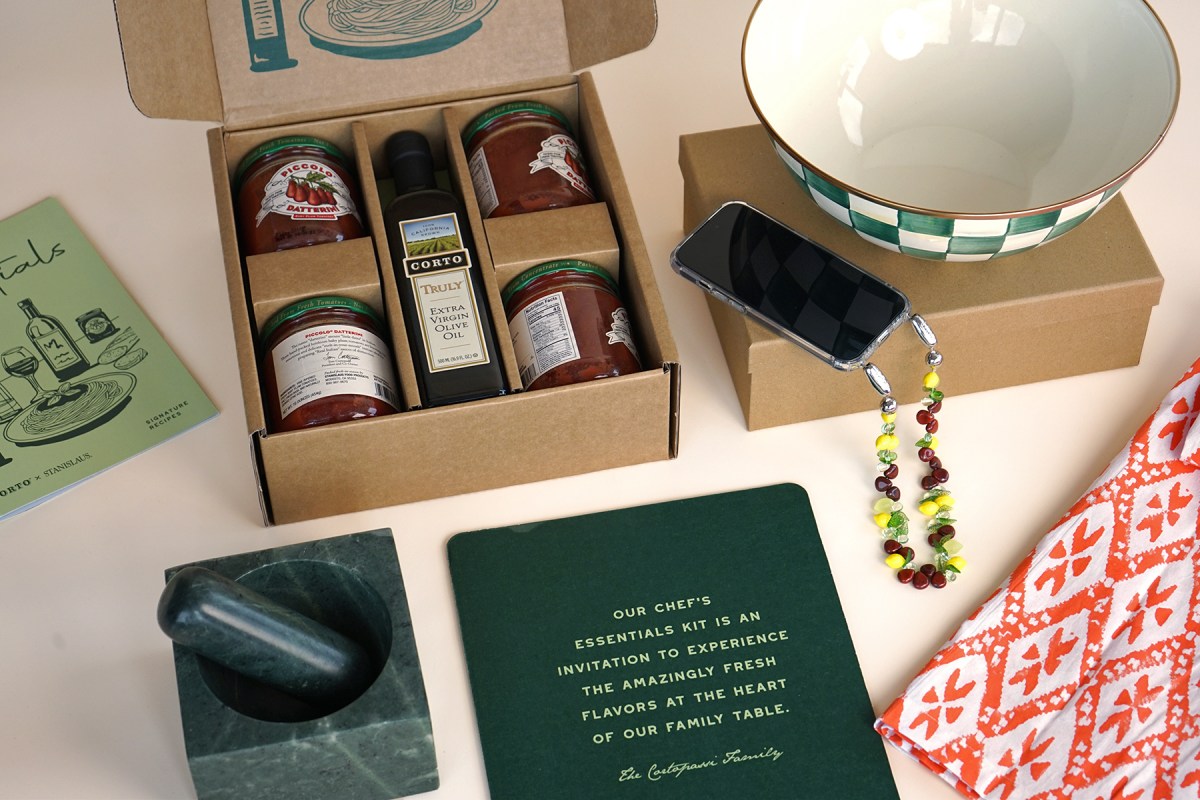 32 Gifts for People Who Love to Cook - InsideHook