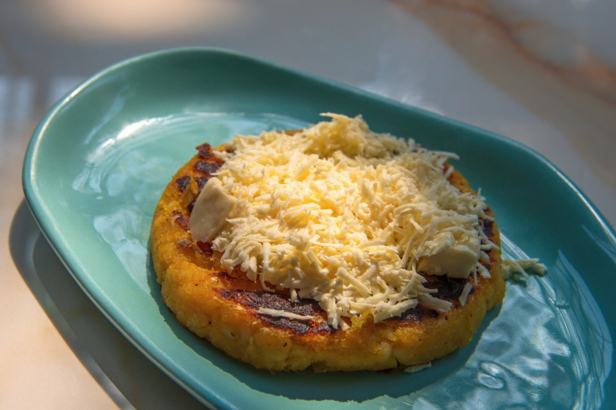 There's an International Debate Over the Origin of Arepas - InsideHook