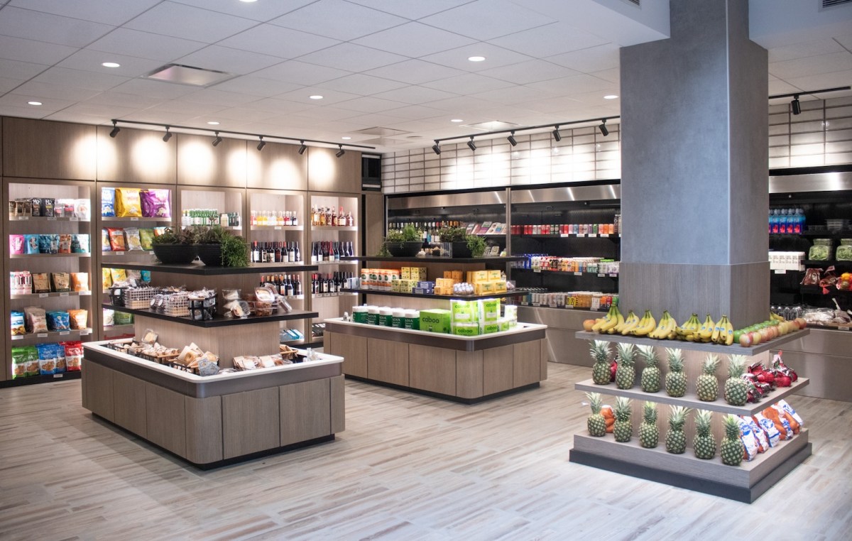 I Spent 10 Hours at Chicago’s 350K-Square-Foot East Bank Club - InsideHook