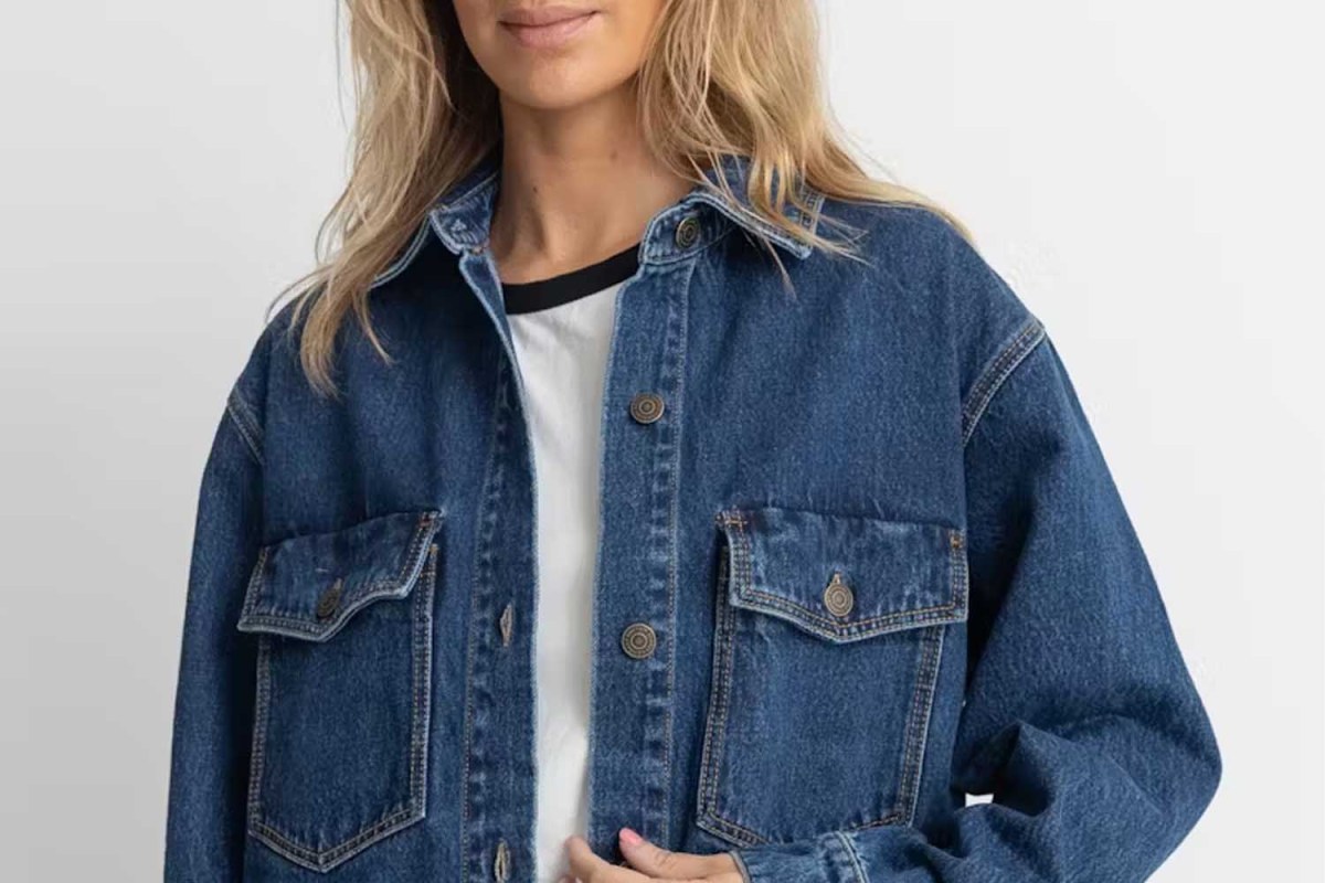 Logan Mahan - Journalist Profile - Intelligent Relations