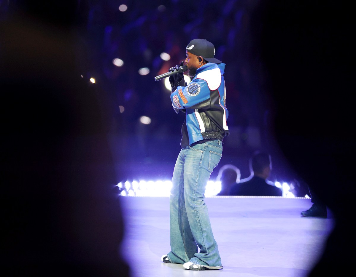 The Real Super Bowl Winner? Kendrick Lamar's Flared Jeans. - InsideHook