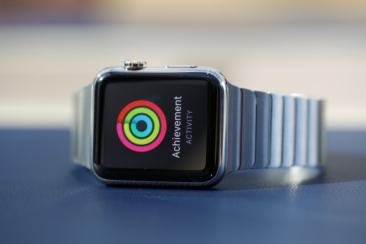 Apple Settles Lawsuit Over Expanding Watch Batteries - InsideHook