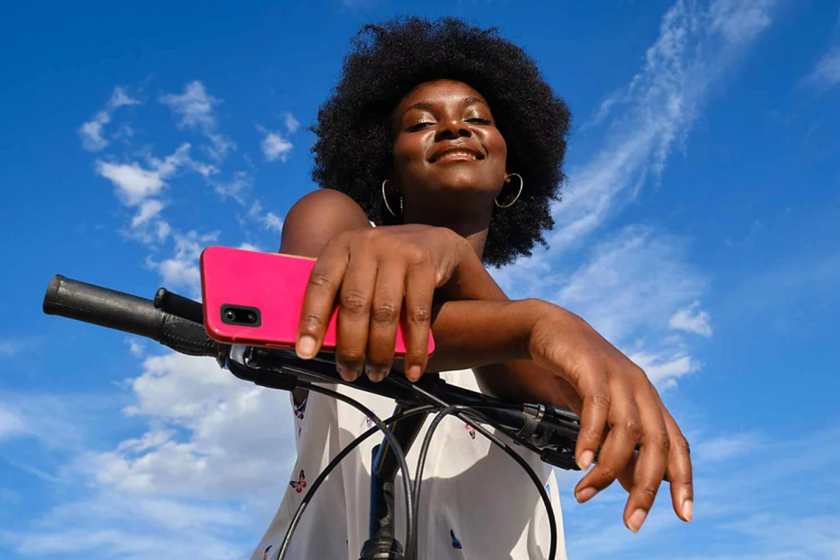 The Advantages of Picking a Pre-Paid Phone Plan - InsideHook