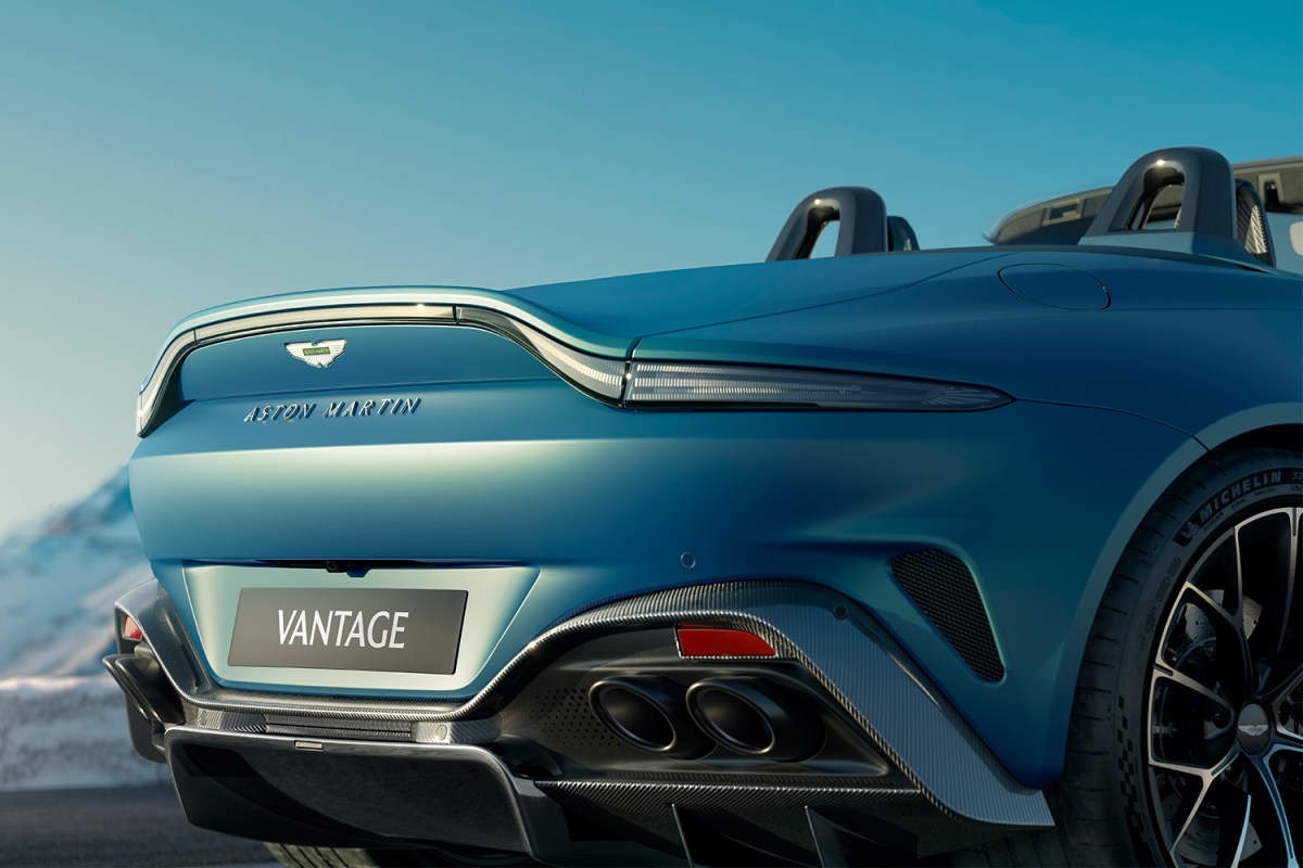 2025 Vantage Roadster Is Everything Aston Martin Loyalists Crave - InsideHook